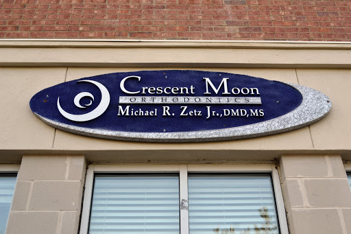 Well-branded, multi-textured countour cut HDU sign with 3-D logo and ...