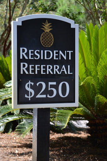 Contour cut residential sign with a slightly domed top, specialized ...